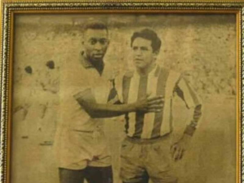 “Coneja” Cardona, el hondureño al que Pelé elevó a crack