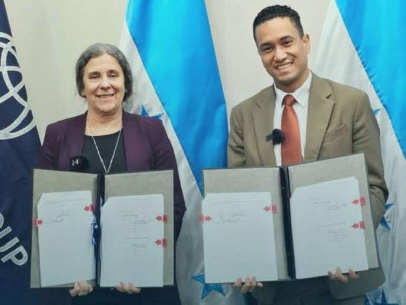Honduras y el BM firman préstamo de 187 millones de dólares para ...