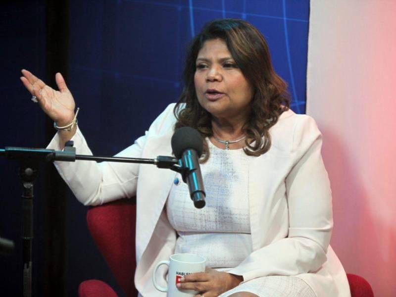 Karla Romero afirma improcedencia de recusación en el CNE