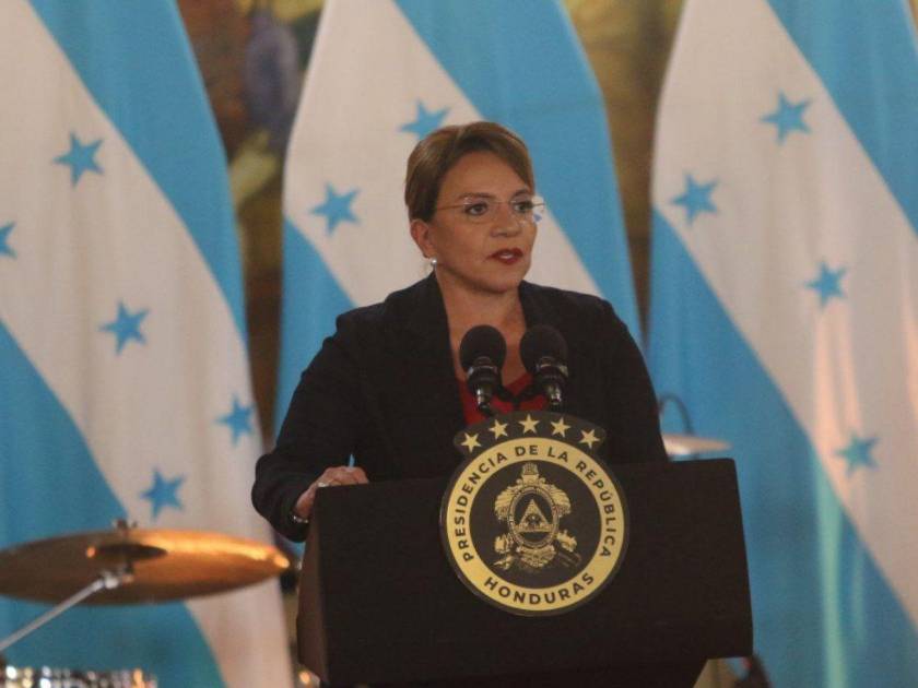 Presidenta Xiomara Castro ordena iniciar transición de gobierno