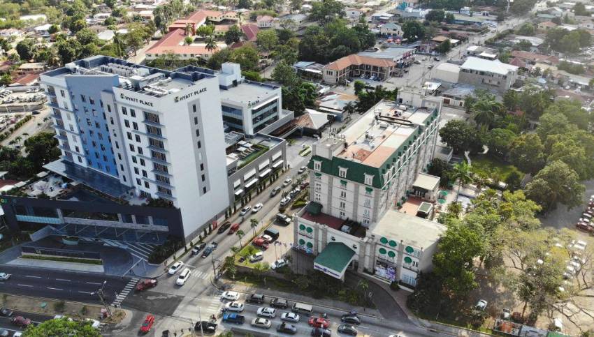 Hoteles y restaurantes con piscina en SPS, una opción en la Semana ...