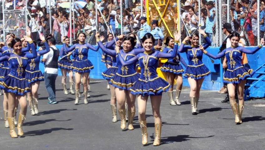 Las 20 palillonas más lindas de los desfiles de Honduras - Diario La Prensa