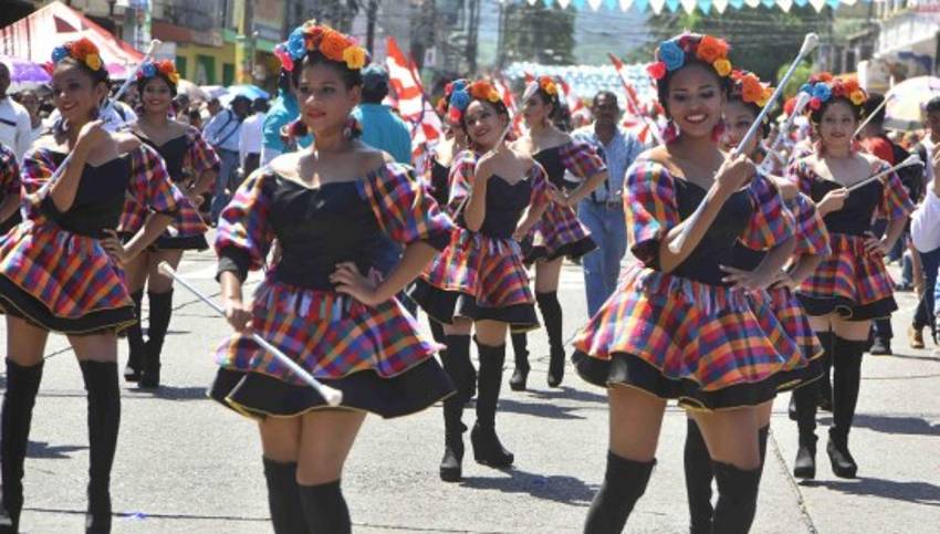 Las 20 palillonas más lindas de los desfiles de Honduras - Diario La Prensa