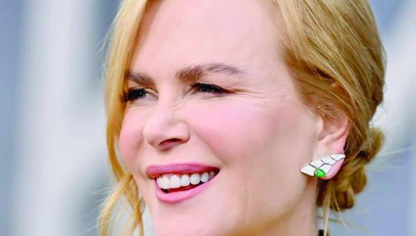 “Pillow face”: El terrible costo del relleno facial excesivo