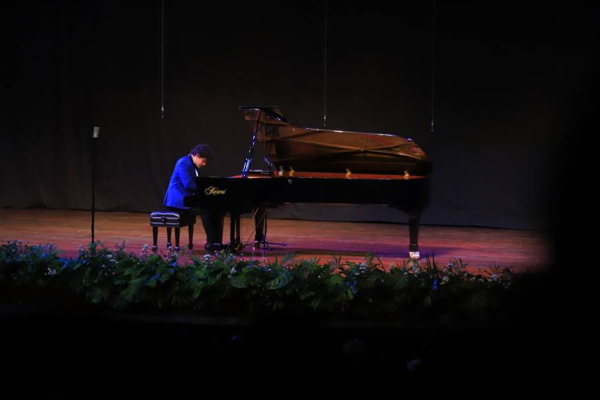 Así disfrutó el público de la “Noche del piano”, un recital en el ...