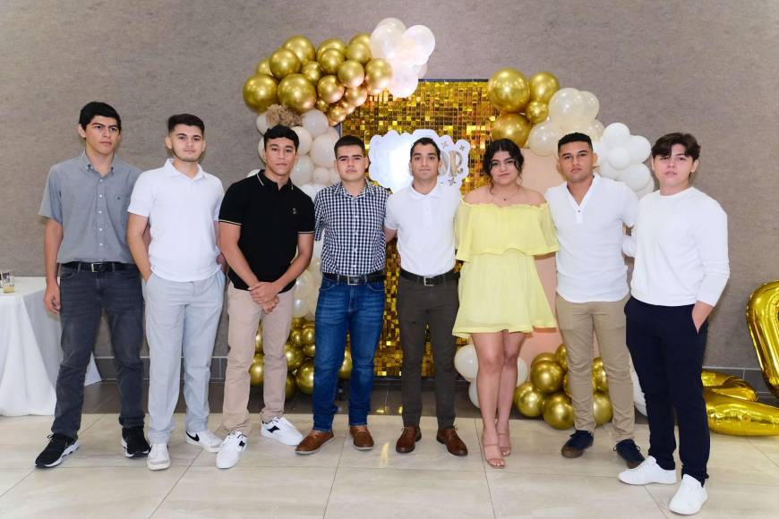 Más de un centenar de seniors del ITEE celebran su tradicional brunch