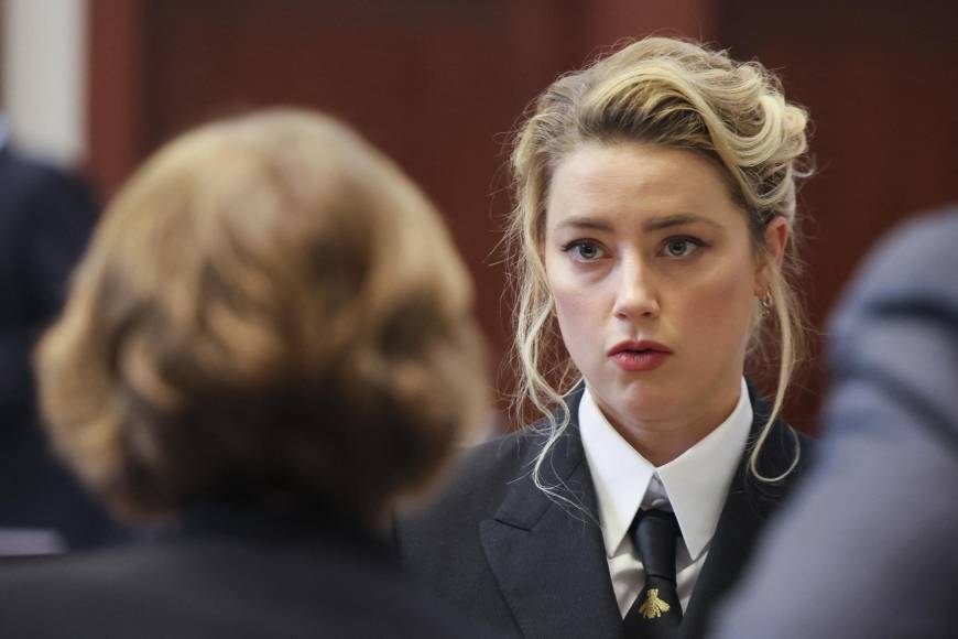 Amber Heard acusa a Johnny Depp de agredirla sexualmente con una ...