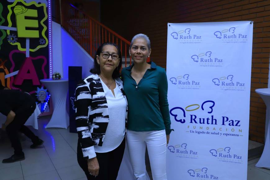 Espectacular concierto de Daniel Ochoa y su banda a beneficio de la ...