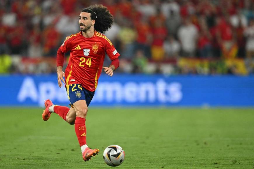 Cucurella cumple su promesa tras ganar Eurocopa: cambia su pelo y ...