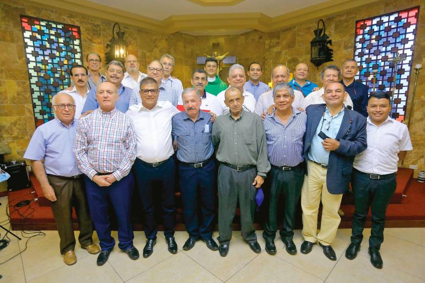 Fraternal reencuentro de excompañeros de La Salle