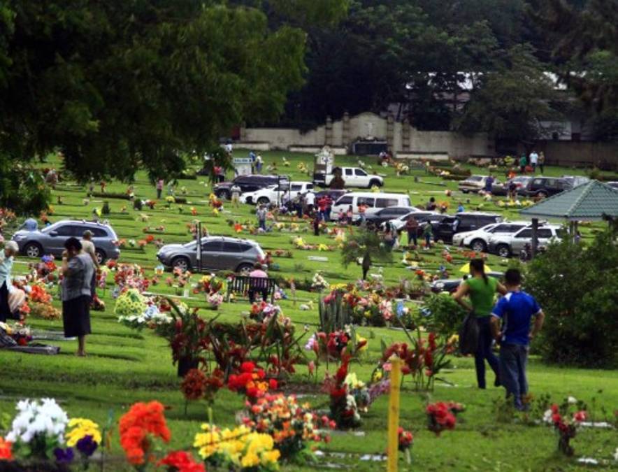 Imágenes del Día de Muertos en Honduras
