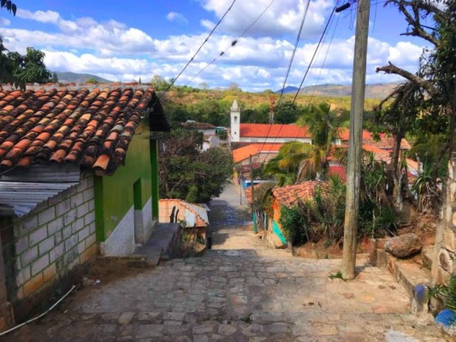 FOTOS: Así es Cantarranas, el pueblo hondureño sacado de una galería de ...