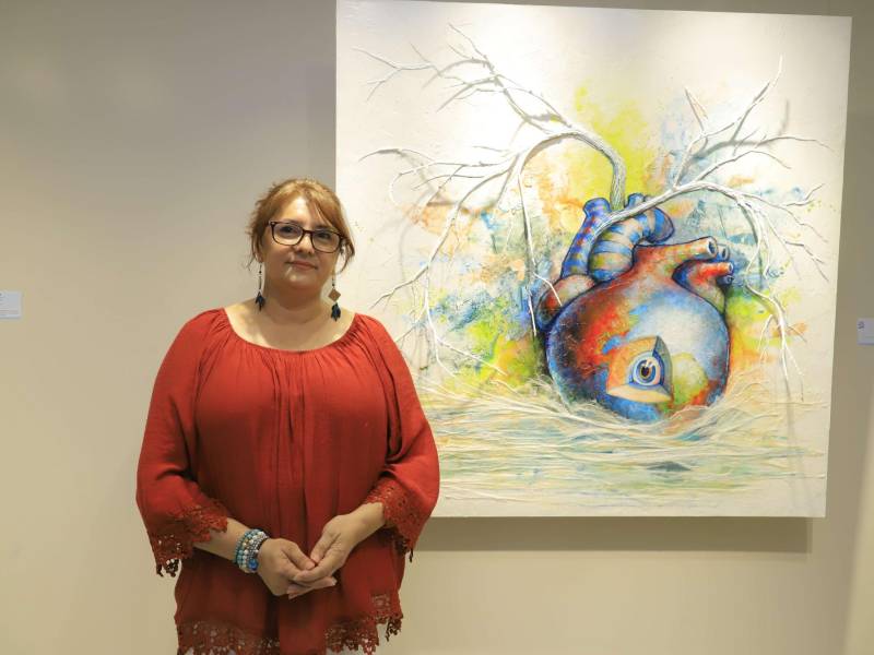 Se inaugura exposición artística de la pintora hondureña Mayra Casiano ...