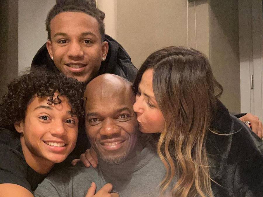 ¿Leyenda urbana? La historia de amor de David Suazo y su esposa italiana