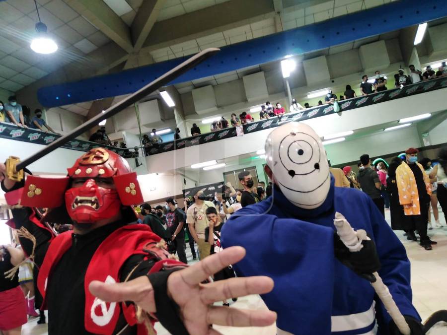 Unas tres mil personas se reunieron este domingo en el Anime World ...