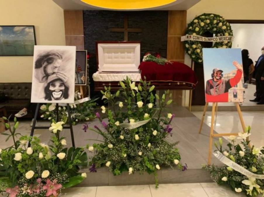 Despiden al 'Payasito de la Tele': Así fue el funeral de 'Cepillín'