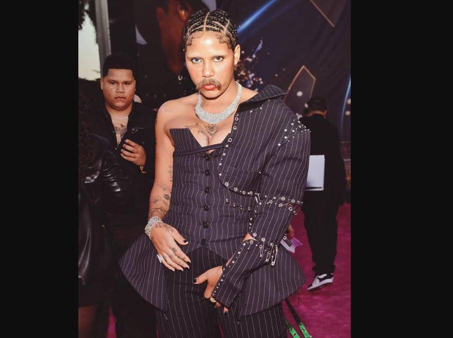 Premio Lo Nuestro 2023: los famosos en la “red carpet”