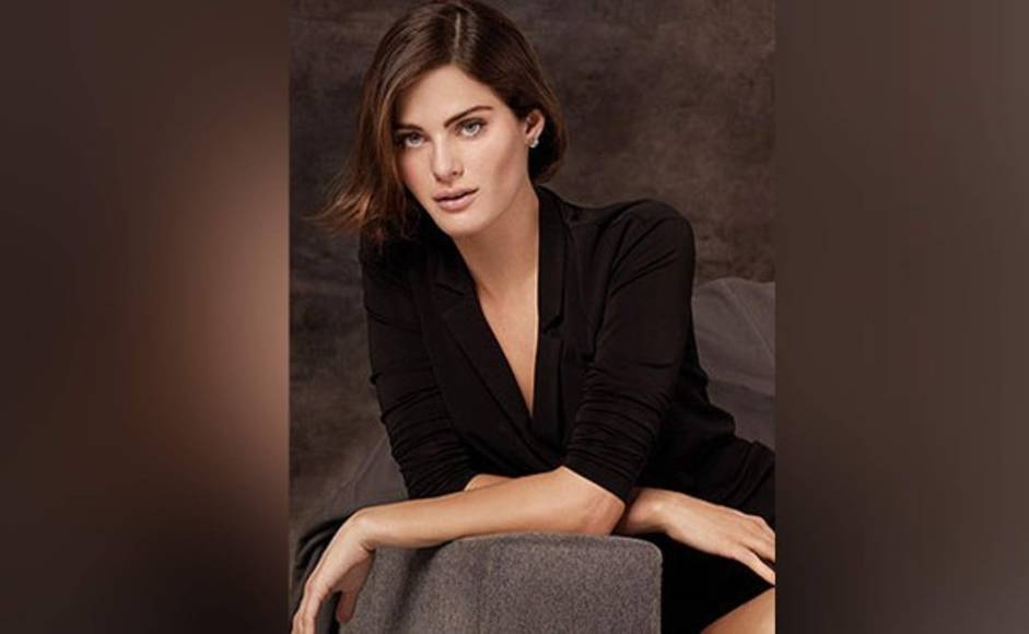 Isabel Fontana, bella, sofisticada y seductora