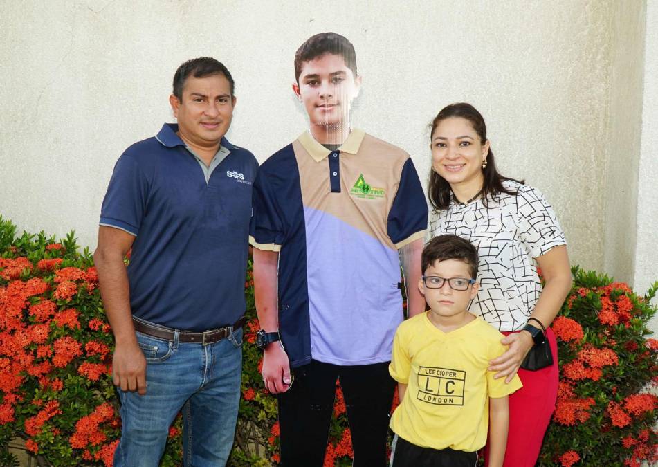 Fundación Mhotivo celebra su “Senior entrance 2023”