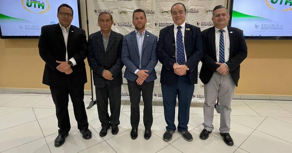 Encuentro Multigeneracional de Doctorado UTH UNINTER Honduras 2022