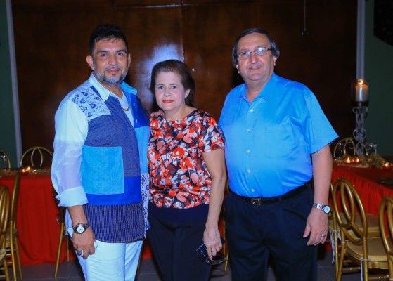 50 años de Javier David Dubón - Diario La Prensa